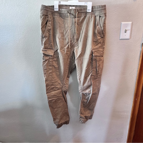 H&M | Pants | Mens Tan Cargo Pants | Poshmark